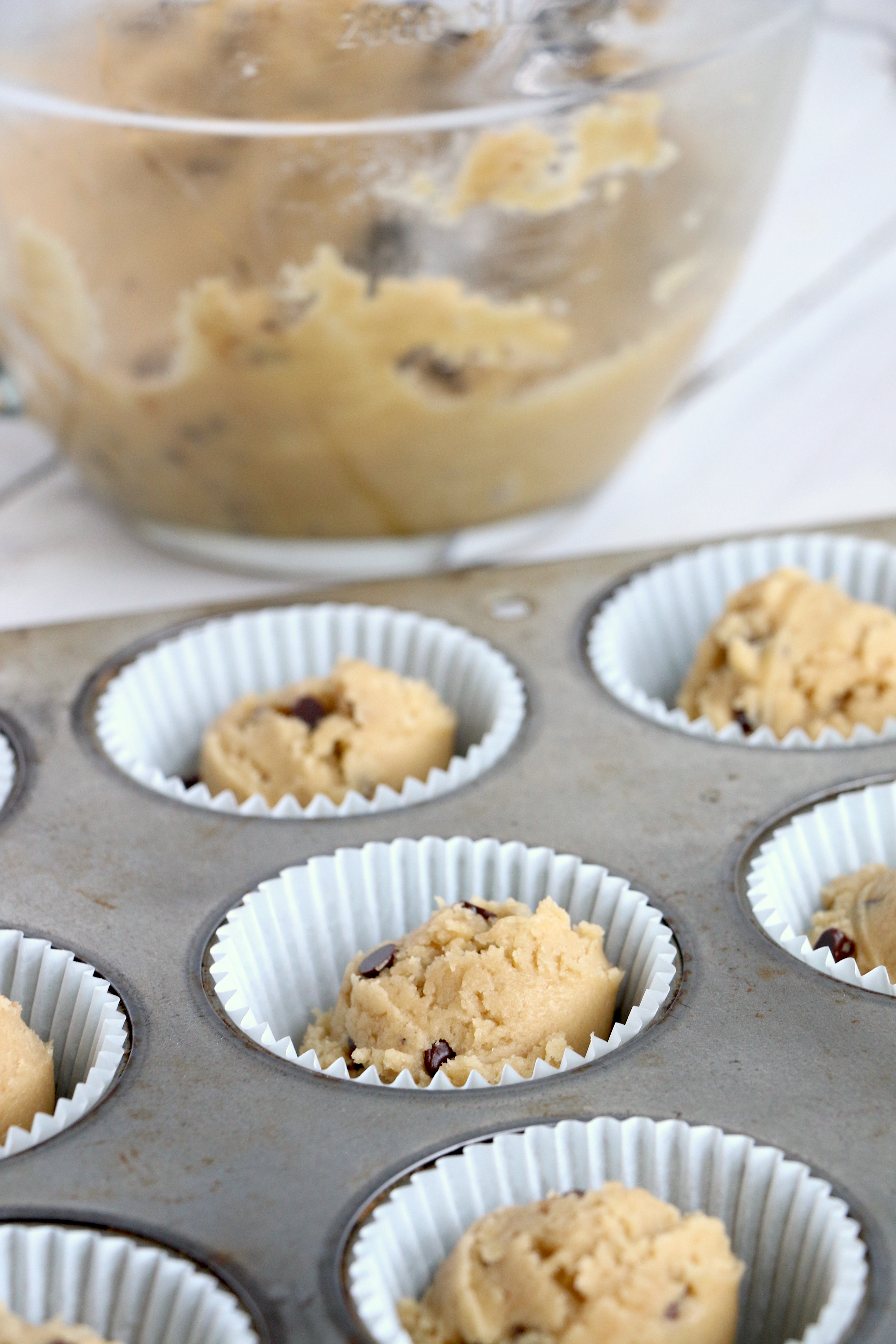 Chocolate Chip Cookie Cupcakes - Momma Lew