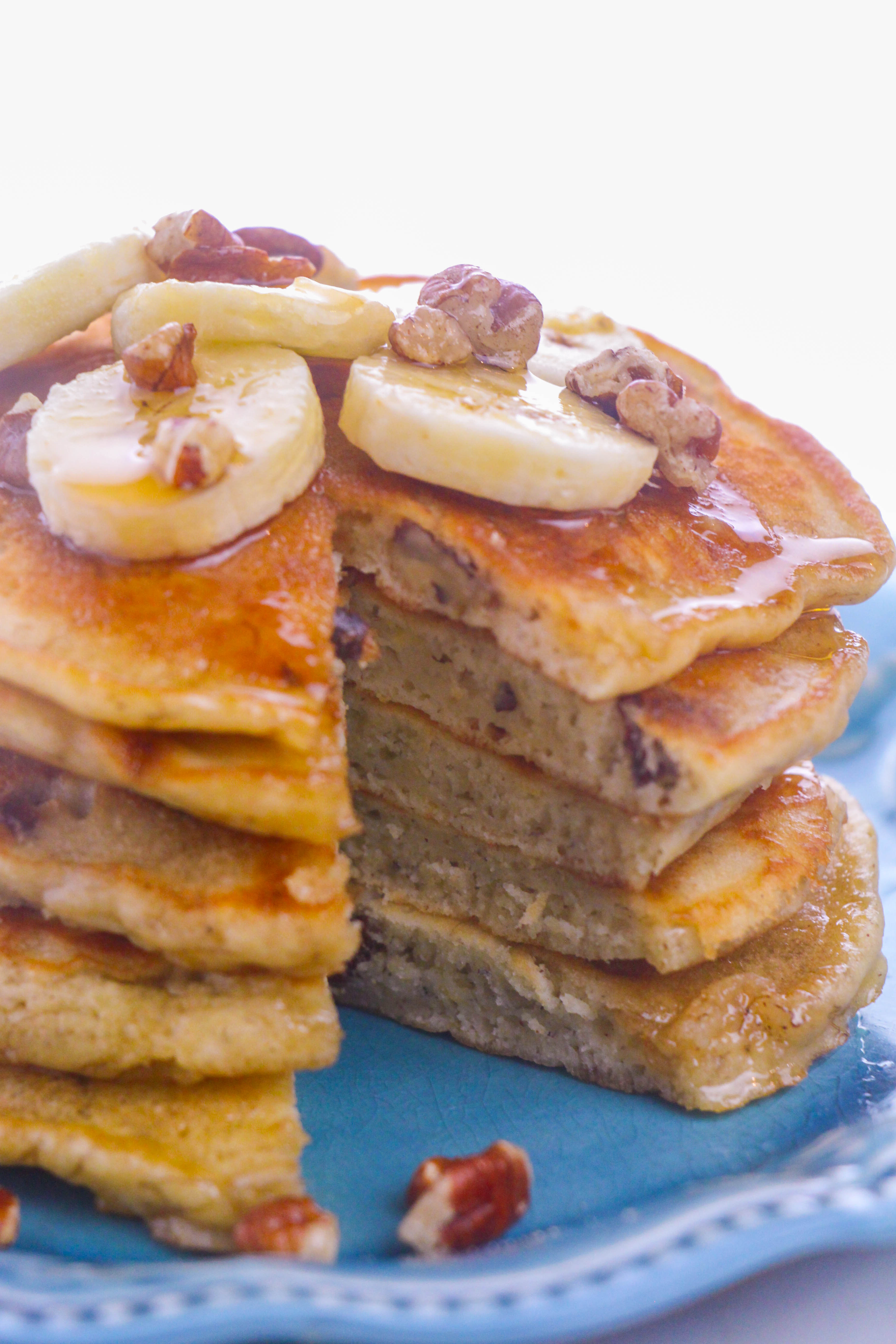 How to Make Fluffy Banana Nut Pancakes – Easy Recipe