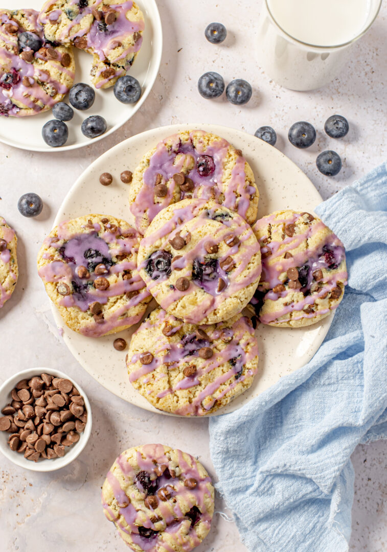 Blueberry Chocolate Chip Cookies: The Ultimate Sweet and Tangy Indulgence!
