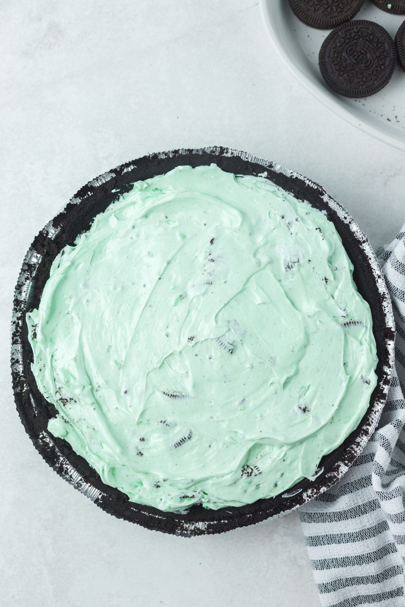 Mint Oreo Pie Recipe – Easy No-Bake Dessert with Creamy Mint Filling