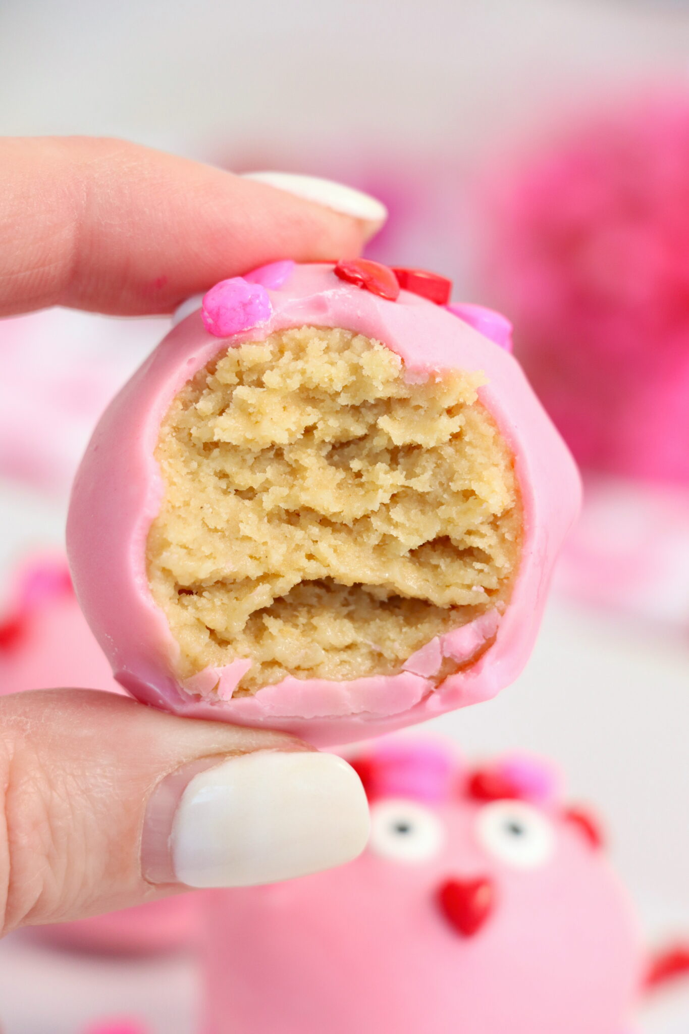 Valentine’s Day Oreo Balls (Easy No-Bake Dessert)