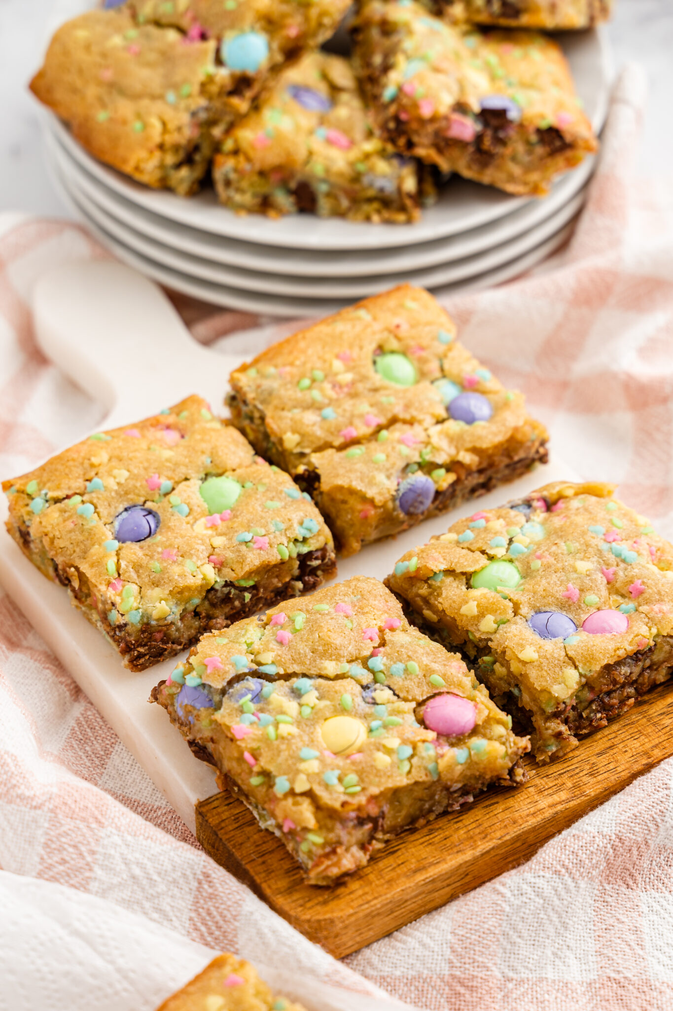 Easter Blondies Recipe – Chewy & Festive Bars