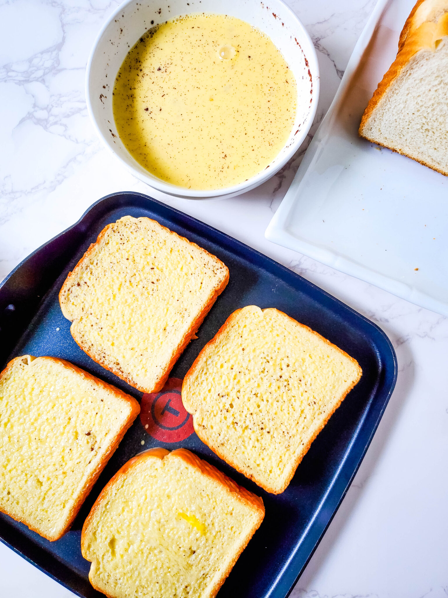 Texas Toast French Toast Recipe (Thick & Fluffy)