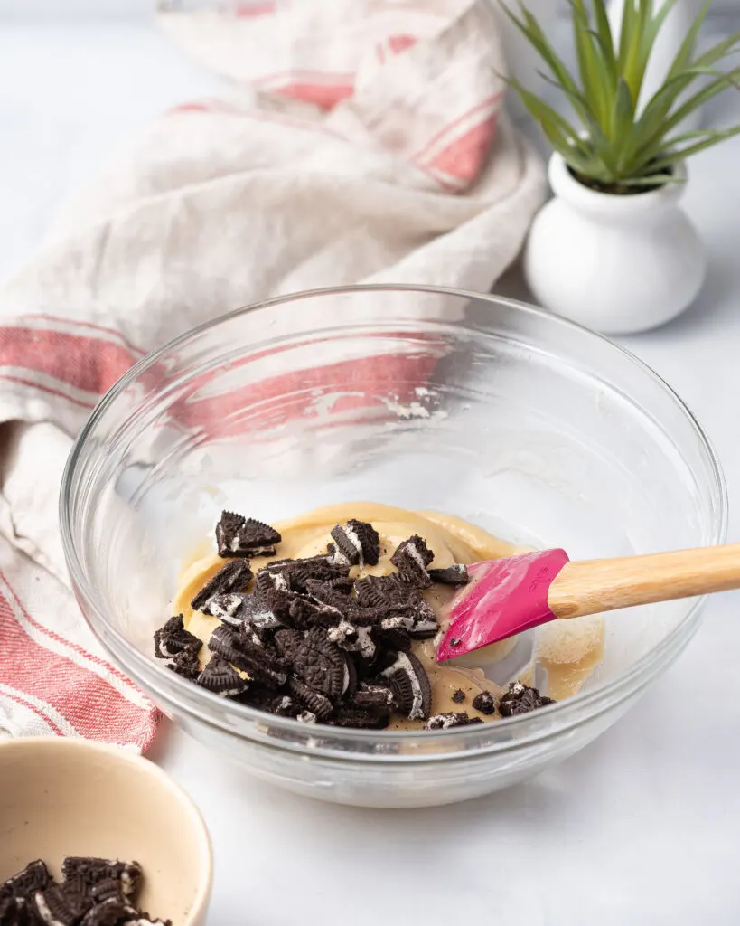 Satisfy Your Sweet Tooth: A Step-by-Step Oreo Muffins Recipe