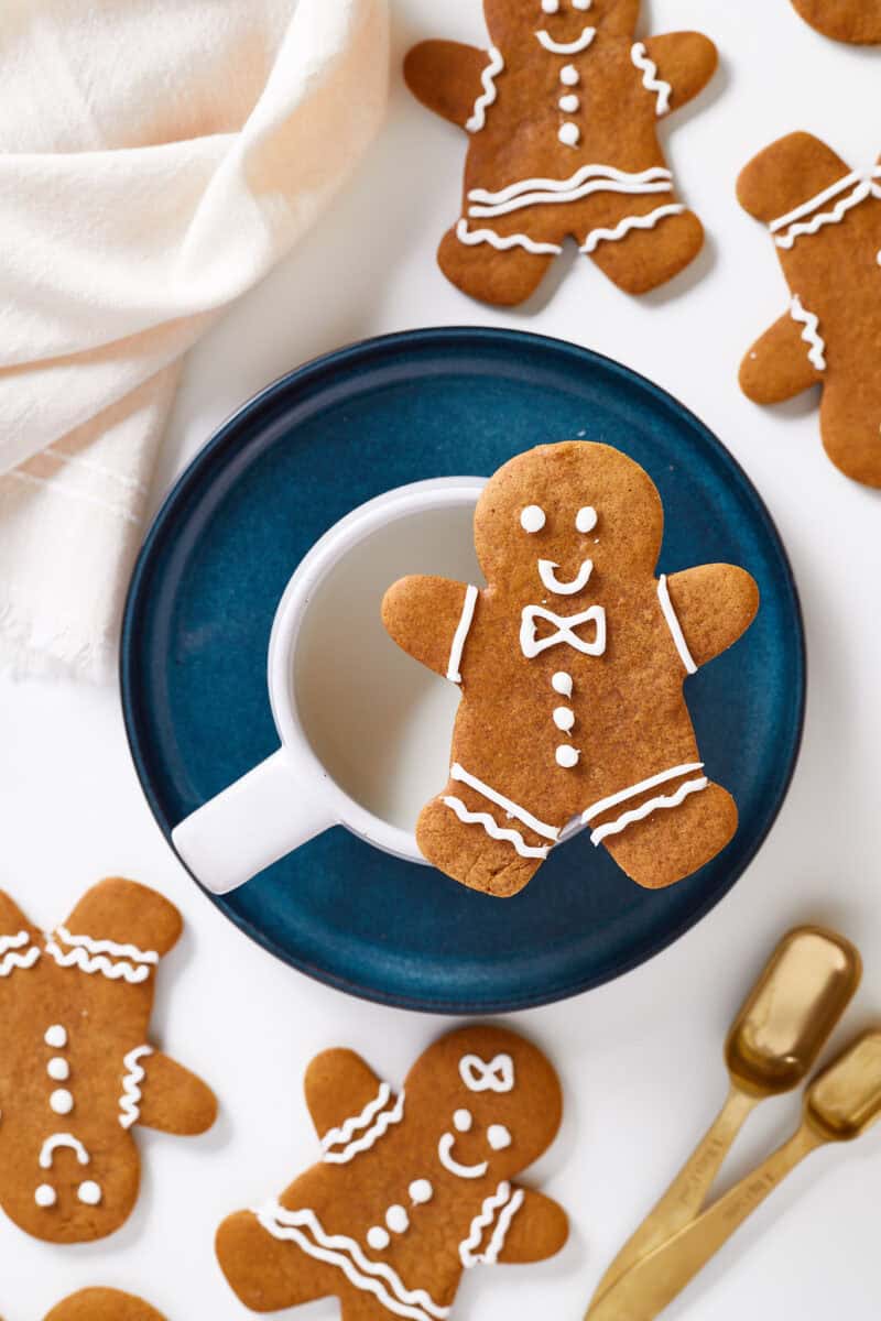 Gingerbread Men Cookies Soft Chewy And Full Of Flavor Recipe 3171