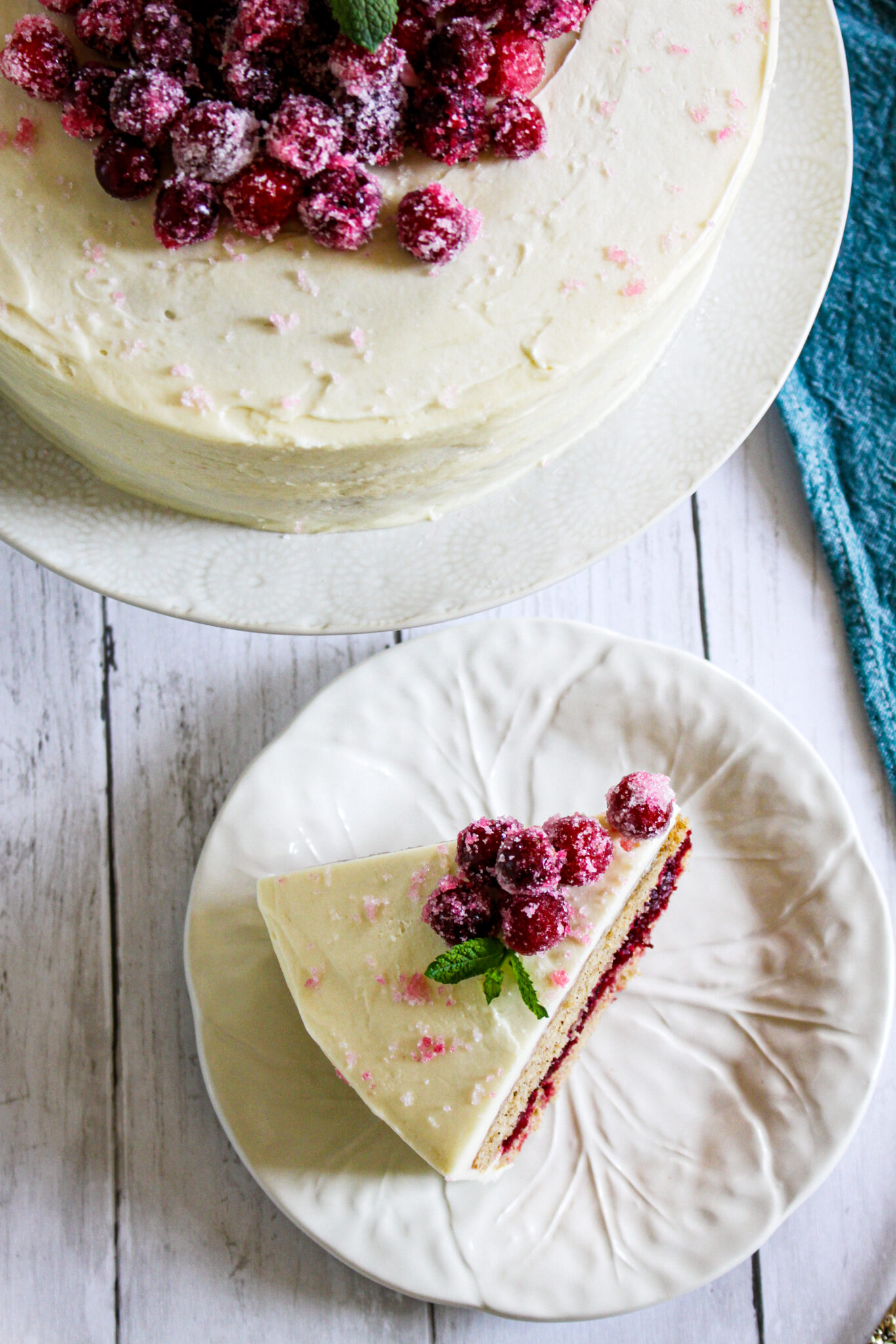 Cranberry Layer Cake: Easy Holiday Dessert That Looks Bakery-Made