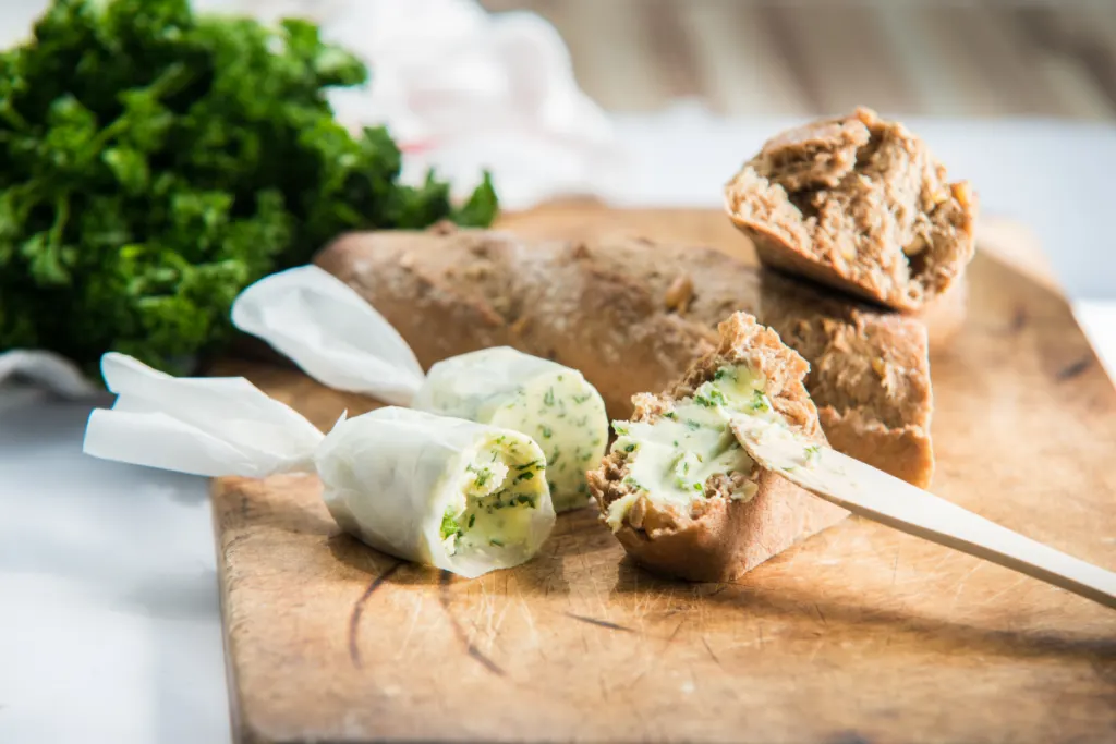Step-by-Step Guide: How to Make Herb Butter with Dried Herbs