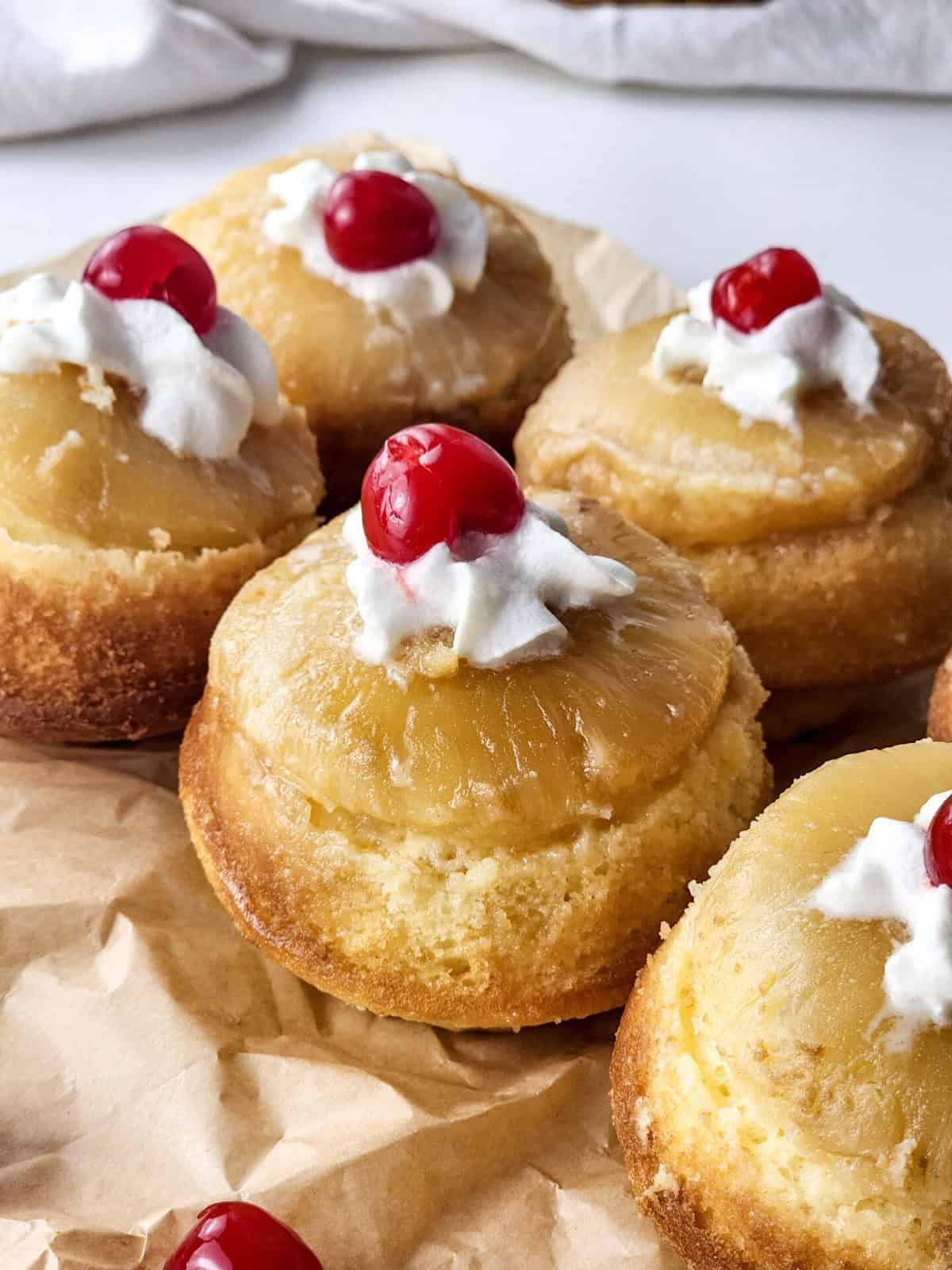 Tropical Cakes: Easy, Flavor-Packed Recipes (Summer Favorites)