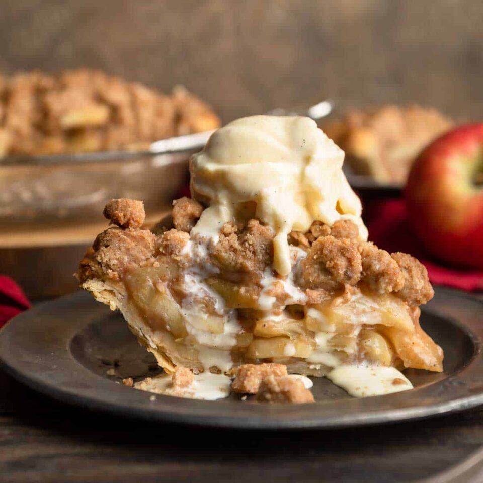 Fall Pie Recipes to Bake This Season: From Classics to Creative Twists